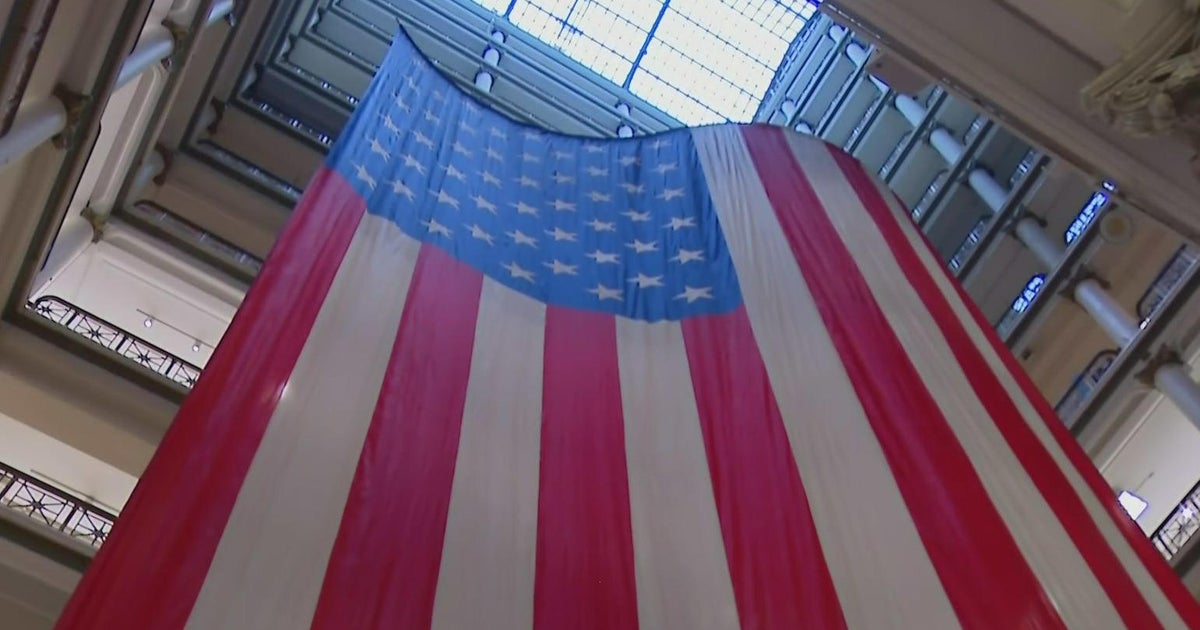 Macy's raise world's largest American flag inside State Street store ...