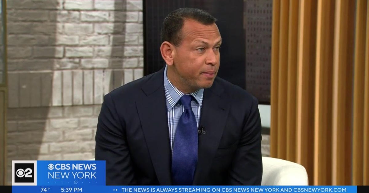 Former Yankees star Alex Rodriguez reveals gum disease diagnosis - CBS ...