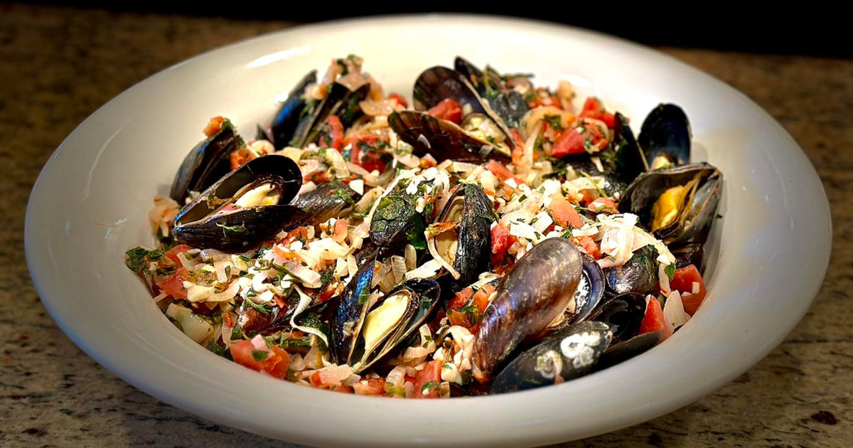 Cooking with Rania: Mussels Fra Diablo - CBS Pittsburgh