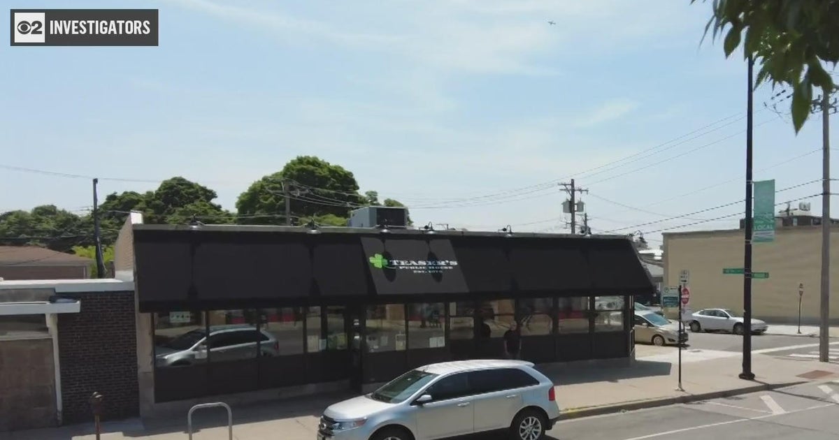 Chicago Police officer caught with crack cocaine near bar, records say ...