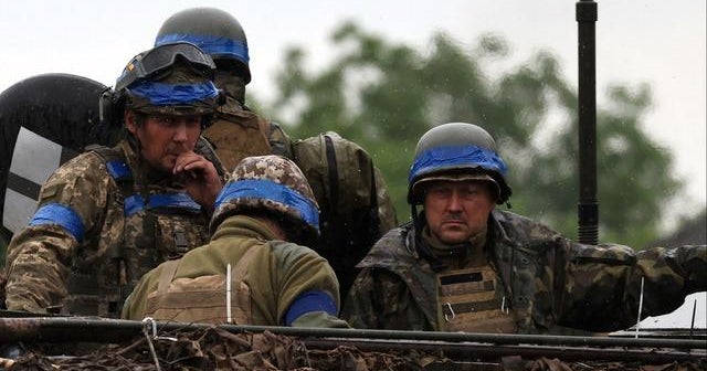 Ukraine launches counteroffensive to take back villages from Russia ... Ukraine launches counteroffensive to take back villages from Russia ...
