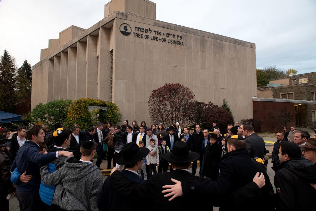 Prosecution, defense rest in Pittsburgh synagogue shooting trial - CBS News