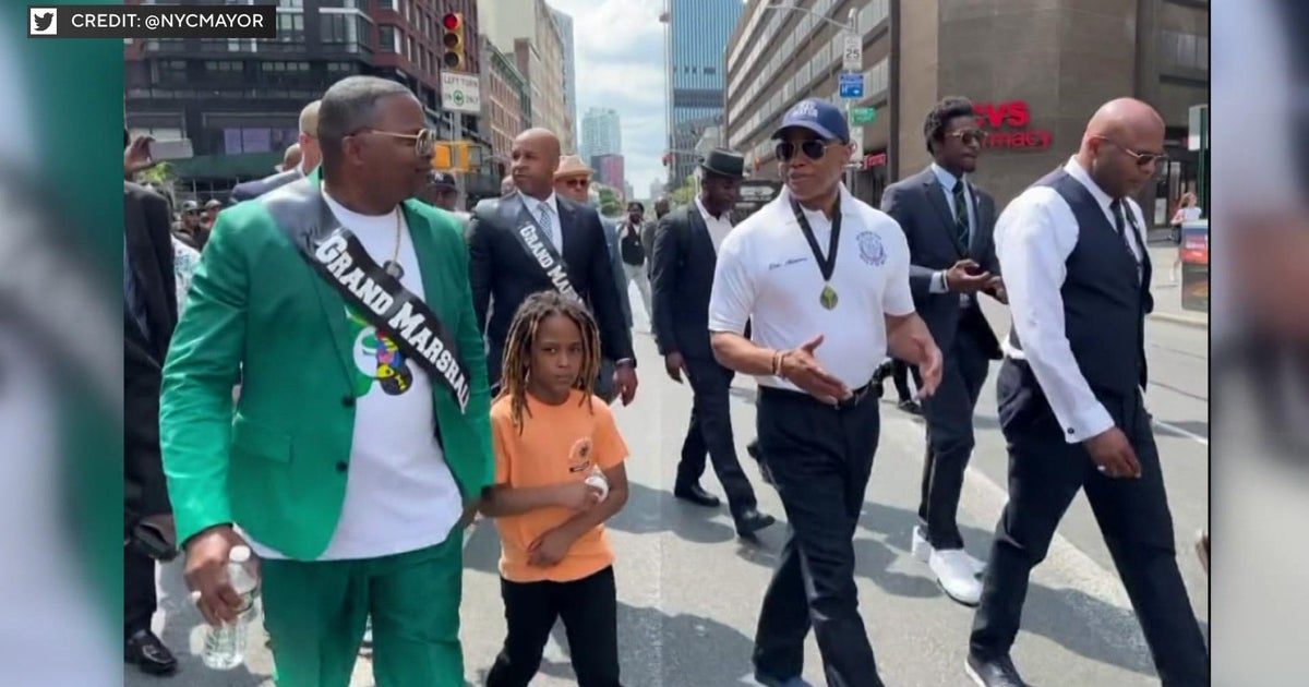Mayor Eric Adams participates in annual Father's Day Walk and Talk ...