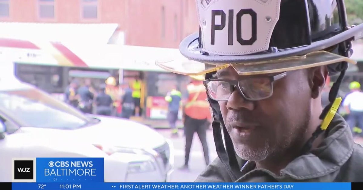 Bus crashes into building in Baltimore, at least 15 people taken to ...