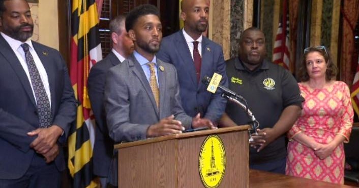 Baltimore Mayor Brandon Scott signs off on City's FY2024 budget - CBS ...