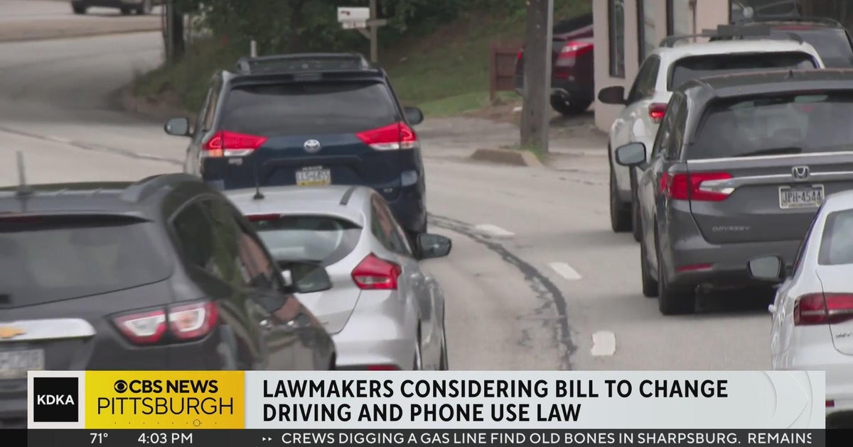 New bill seeks to further reduce distracted driving - CBS Pittsburgh