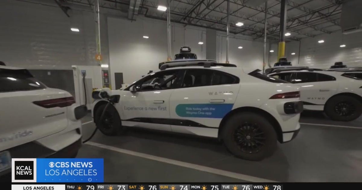 San Francisco Fire Chief raises concerns about driverless taxis - CBS ...