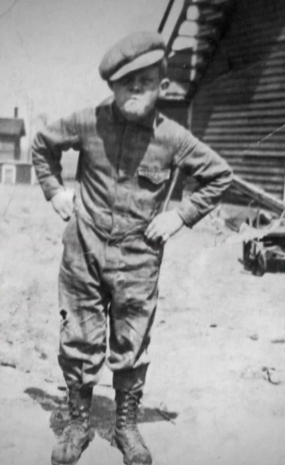 Tom Brokaw's "Never Give Up": A prairie family history, and a personal ...