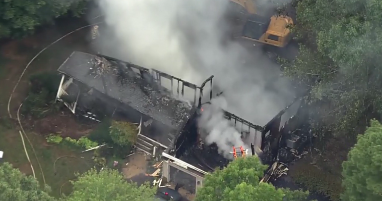 Firefighter killed in Leonardtown house fire - CBS Baltimore