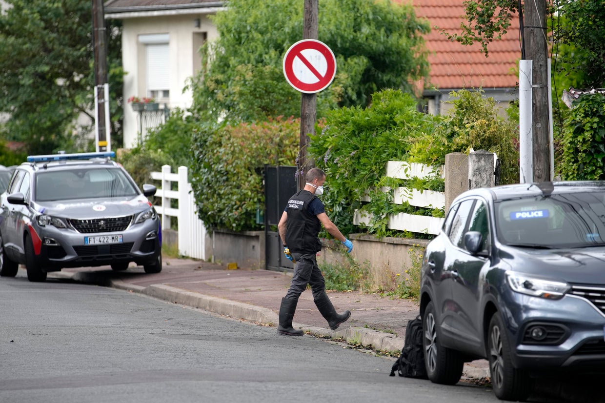 700 arrested in fifth night of French riots; mayor's home attacked ...
