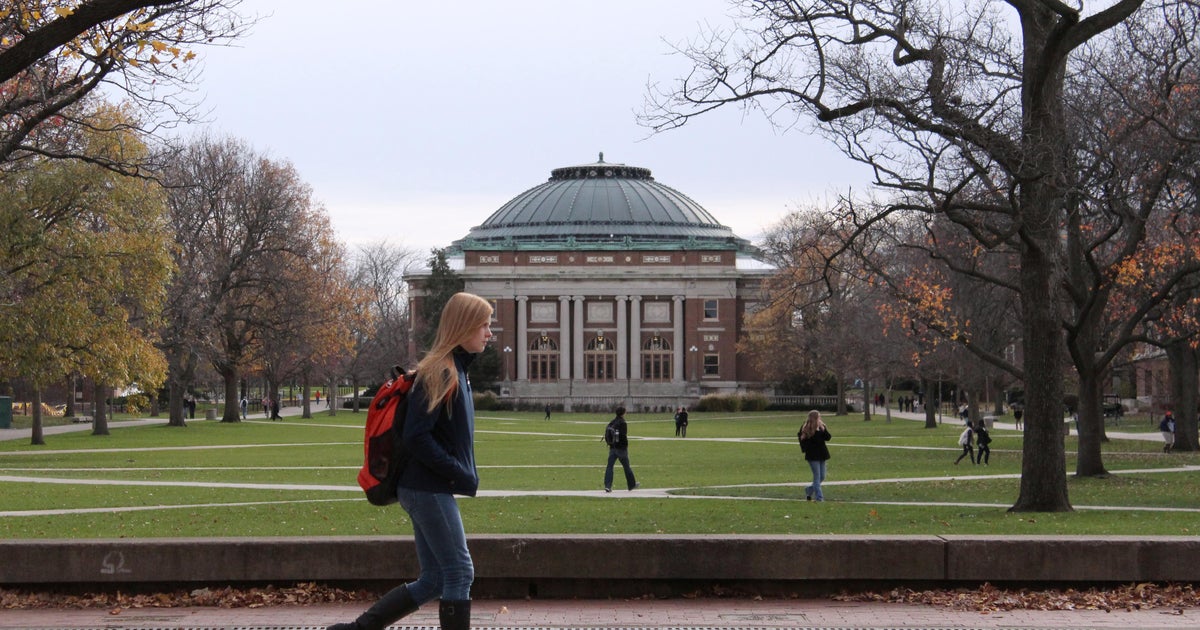 University of Illinois students hit by pellet guns on campus - CBS Chicago