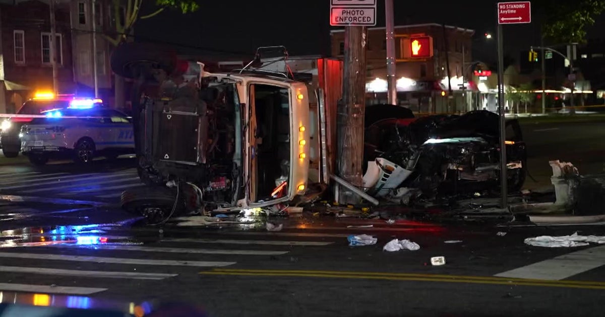New York City DEP worker killed in multi-vehicle crash in Queens - CBS ...