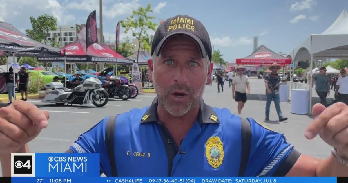 Fallen Miami police officer Joel Perez honored in Wynwood - CBS Miami