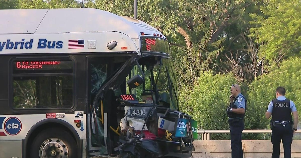 1 dead, 15 hospitalized after fiery crash involving CTA bus on DuSable ...