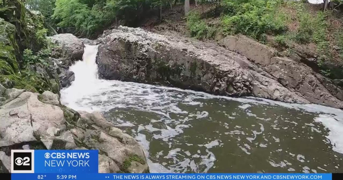 Teen drowns at "Devil's" swimming hole in New Jersey - CBS New York
