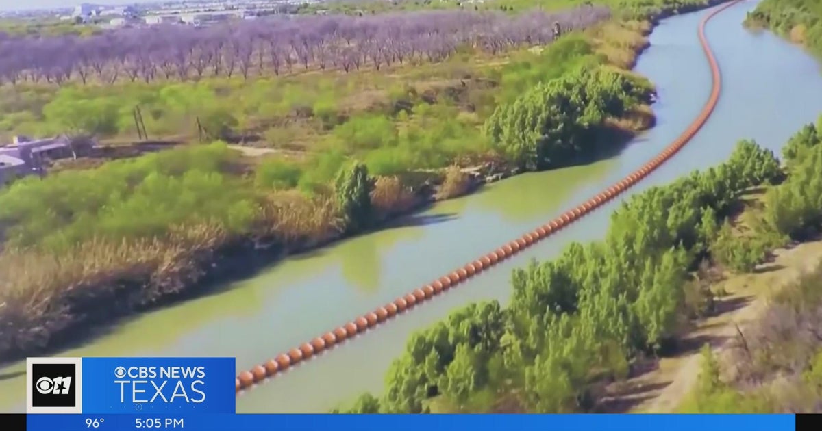 Abbott faces lawsuit over using buoys along Rio Grande to mitigate ...