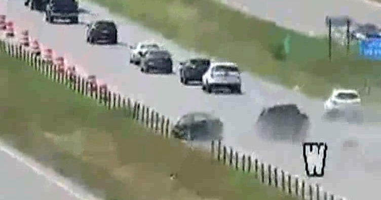 Video: MnDOT cameras capture crash during zipper merge on Hwy 10 in Coon Rapids - CBS Minnesota