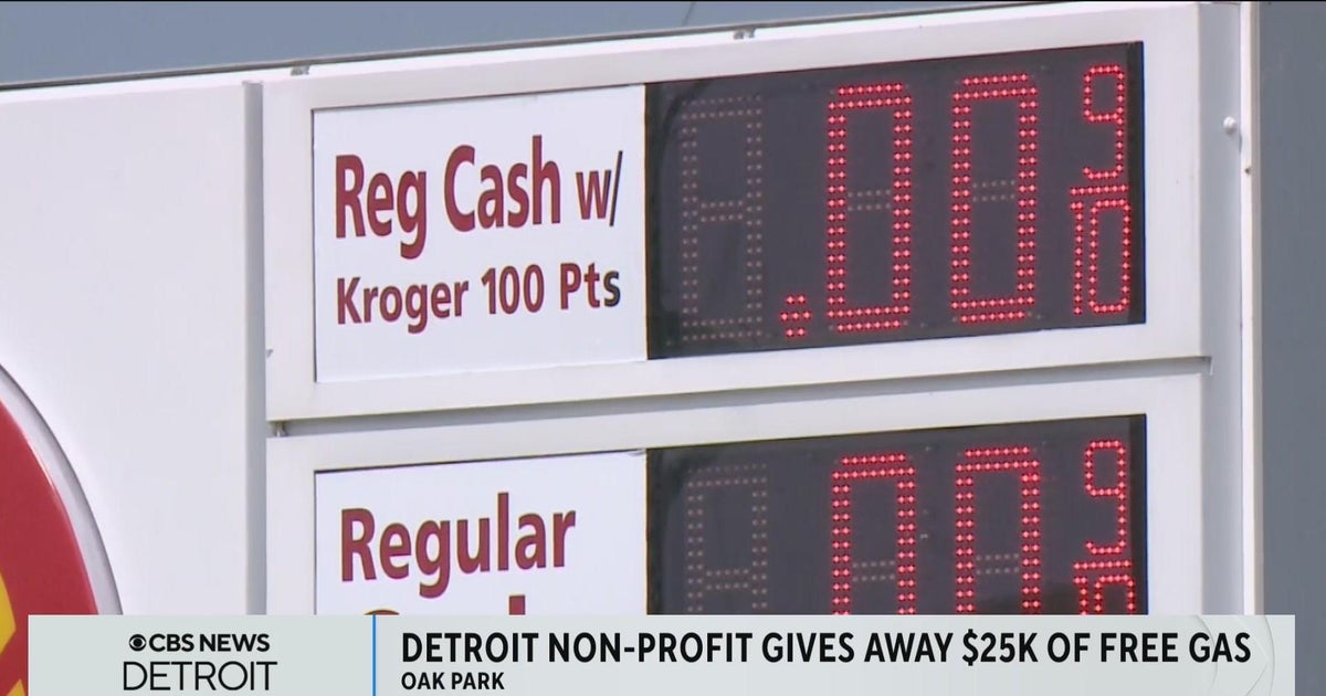 Metro Detroit nonprofit gives away $25,000 of free gas in Oak Park ...