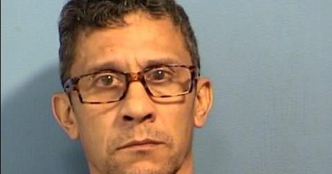 Arizona man charged in 2001 sexual assault in western suburbs - CBS Chicago