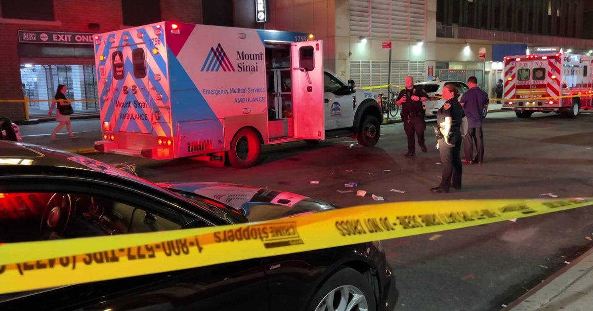 Police: Patient stabs EMT inside ambulance at Manhattan hospital - CBS ...