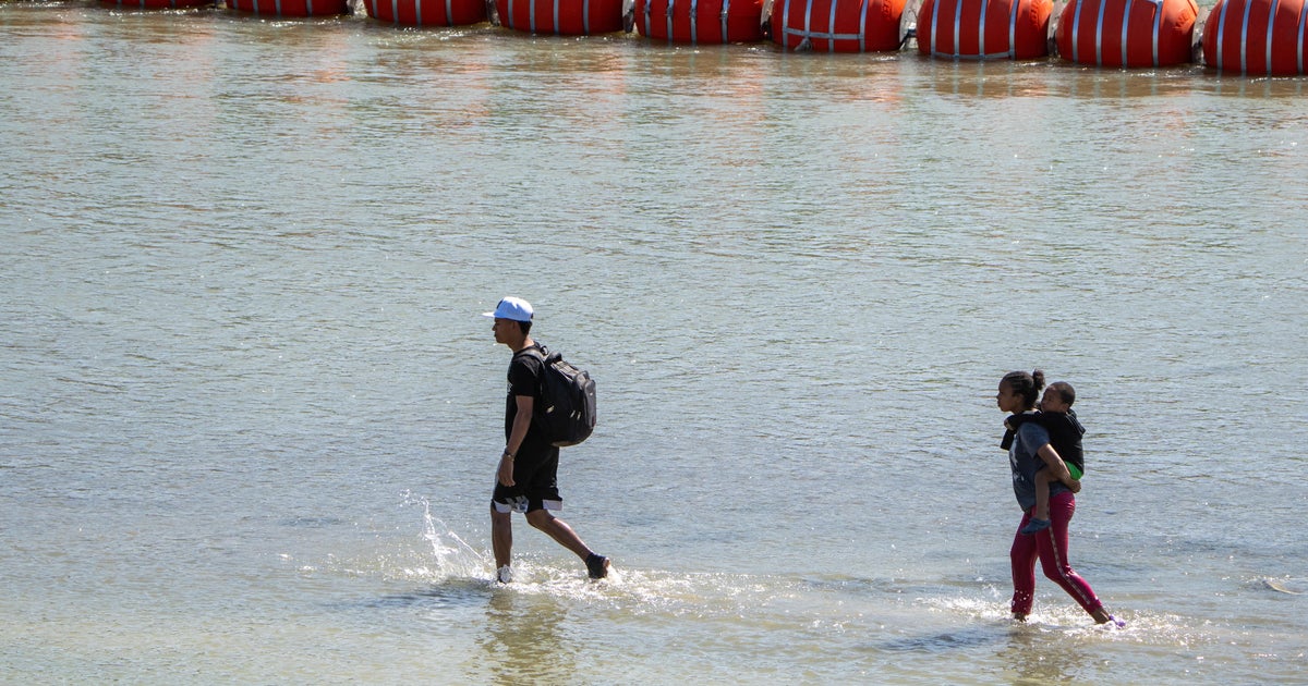 Judge orders Texas to remove border buoys from Rio Grande - CBS Texas Judge orders Texas to remove border buoys from Rio Grande - CBS Texas
