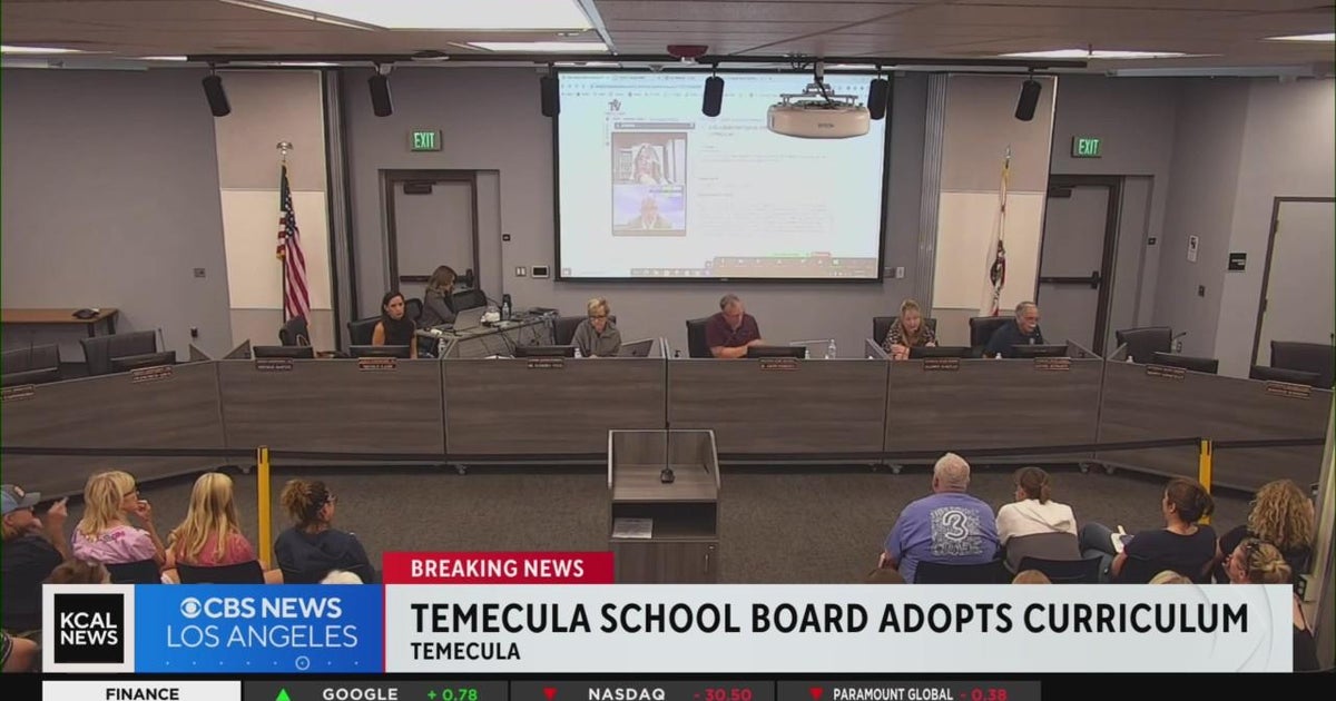 TVUSD board members vote to adopt new curriculum, despite weeks of ...