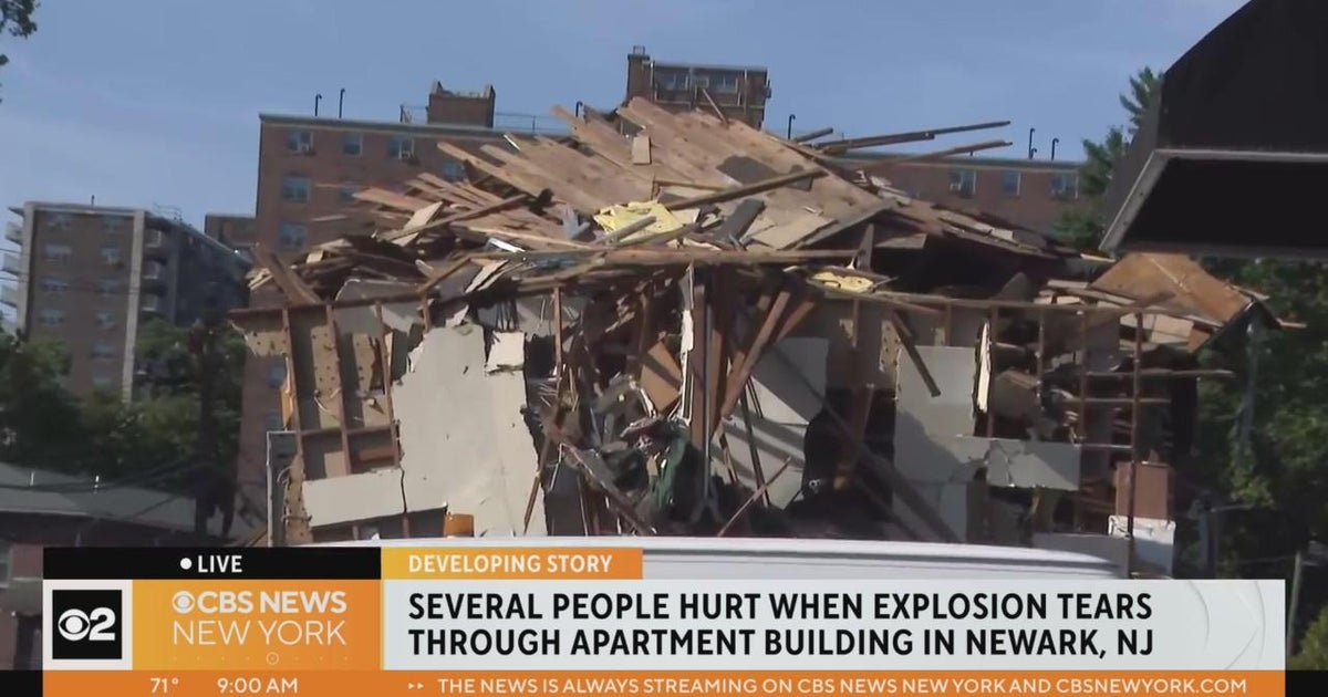 Search for answers after Newark apartment explosion - CBS New York