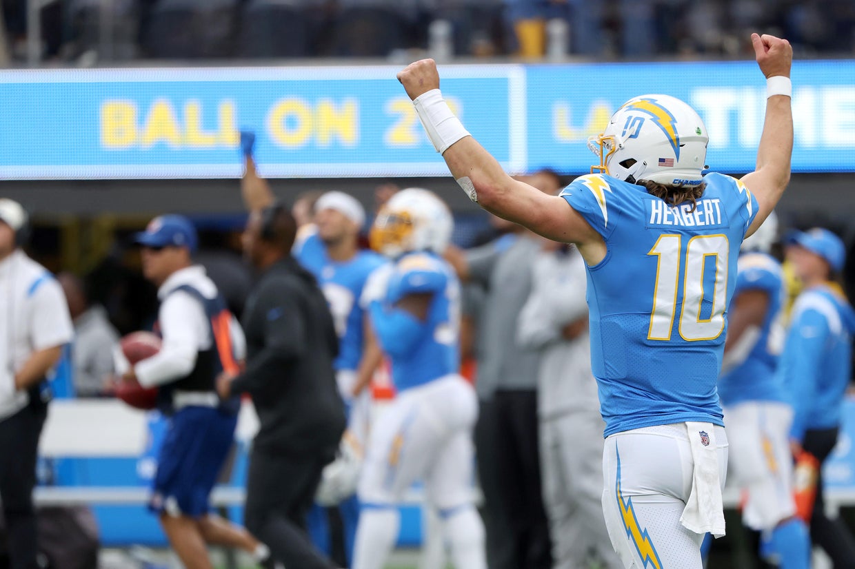 Chargers ink Justin Herbert to record-breaking five-year deal worth ...