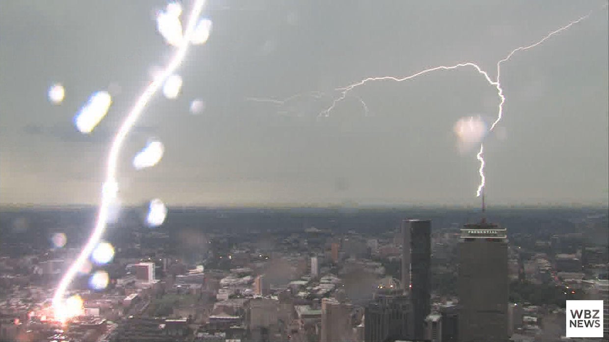 Watch: Video shows massive lightning bolt striking Boston - CBS Boston