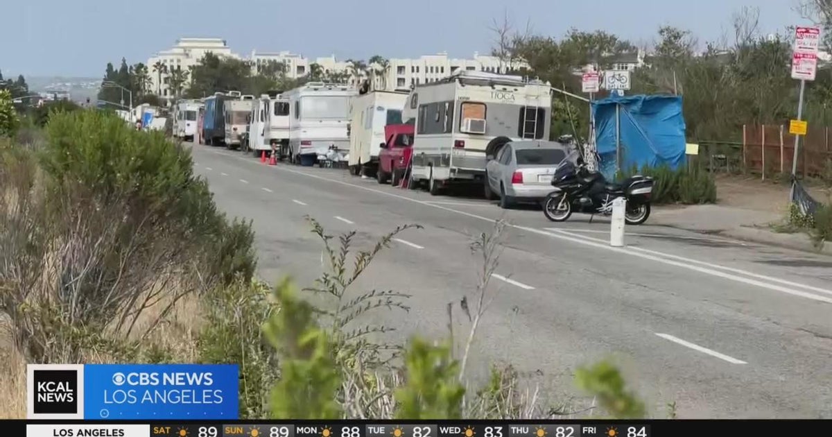 Major progress made in clearing RV encampment in Westchester - CBS Los Angeles