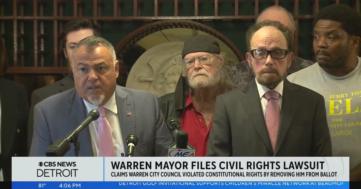 Warren Mayor Jim Fouts plans to sue city council, alleges his civil ...