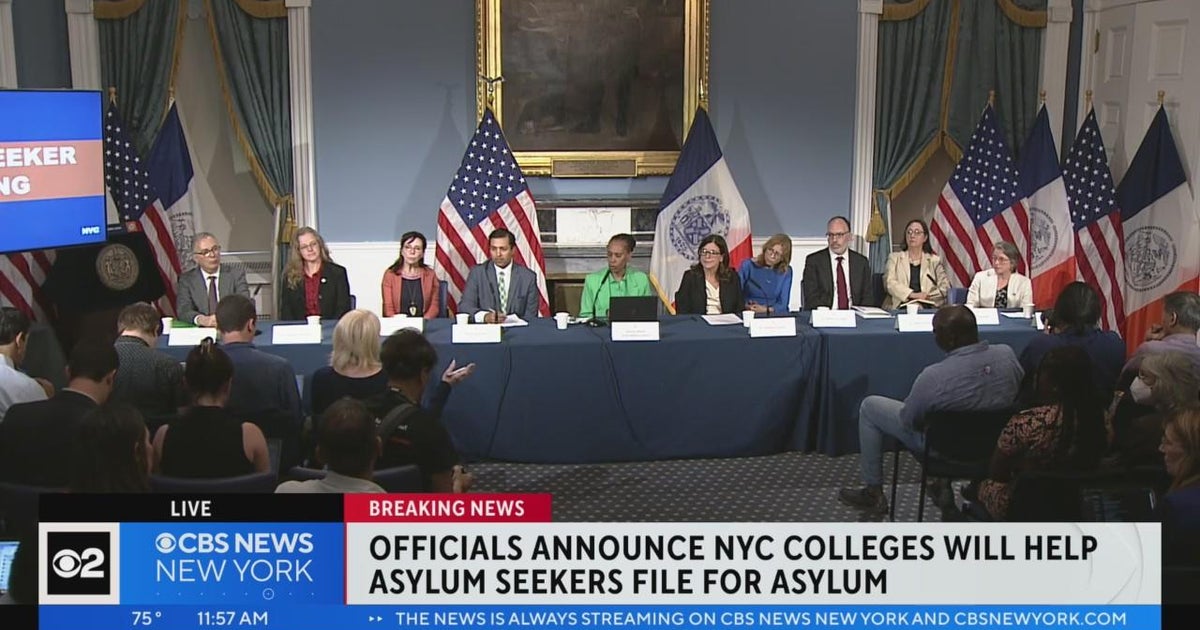 NYC colleges to help file paperwork for asylum seekers - CBS New York