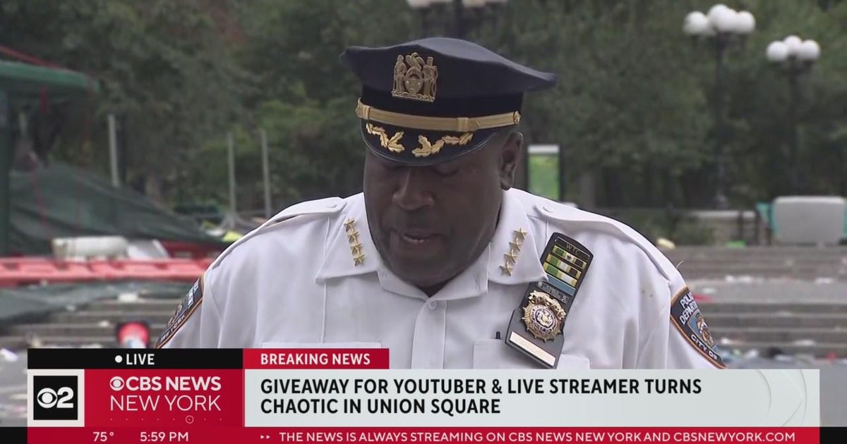 NYPD chief says Kai Cenat could be charged with inciting a riot - CBS ... NYPD chief says Kai Cenat could be charged with inciting a riot - CBS ...