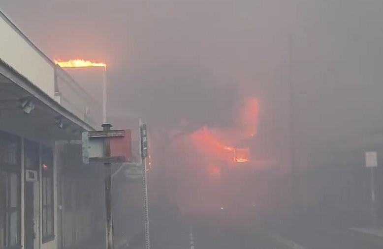 Wildfires on Hawaii's Maui island kill at least 6 as blazes force ...