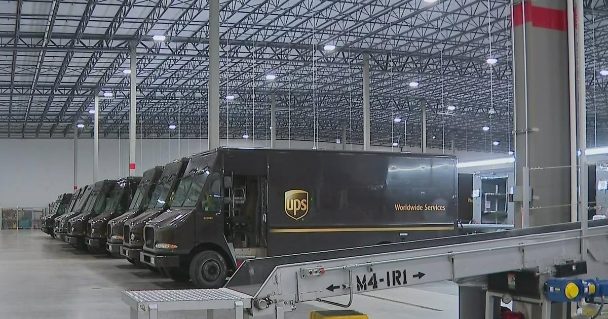 New UPS facility in Bridgeport - CBS Chicago