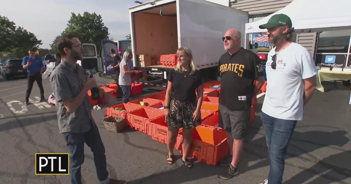 Boaz Frankel visits Bazzy and Bubba's Backpack Brigade - CBS Pittsburgh