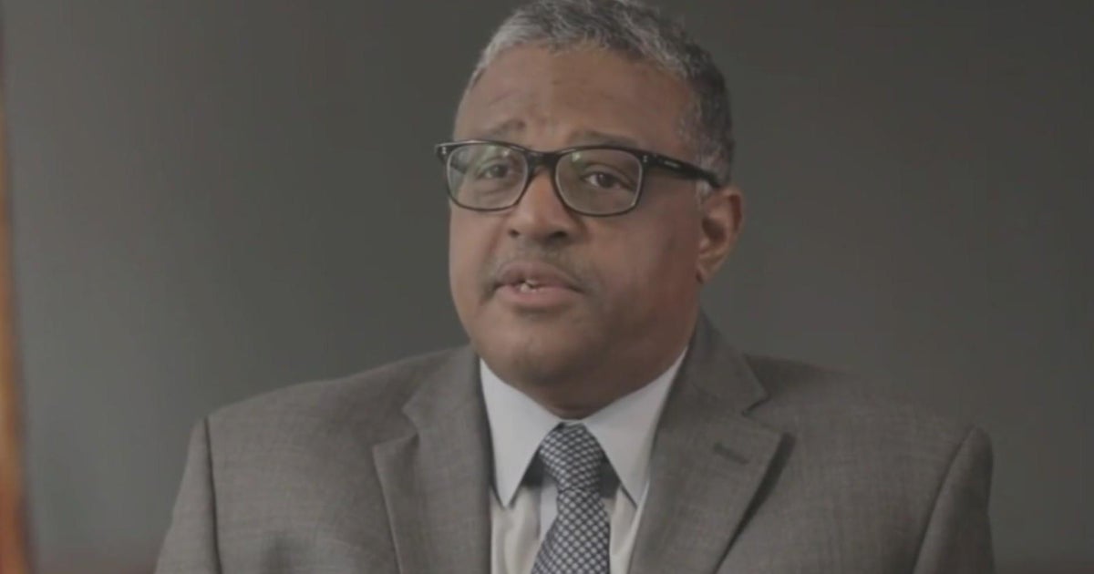 Ron Ester, MBTA's chief safety officer, resigning - CBS Boston