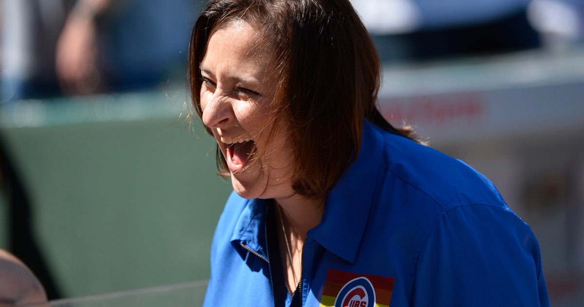 Cubs co-owner Laura Ricketts leads group to purchase Red Stars - CBS ...