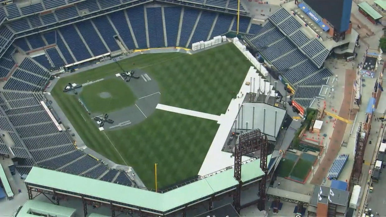 Stage set for Bruce Springsteen's 2 shows at Citizens Bank Park - CBS ...