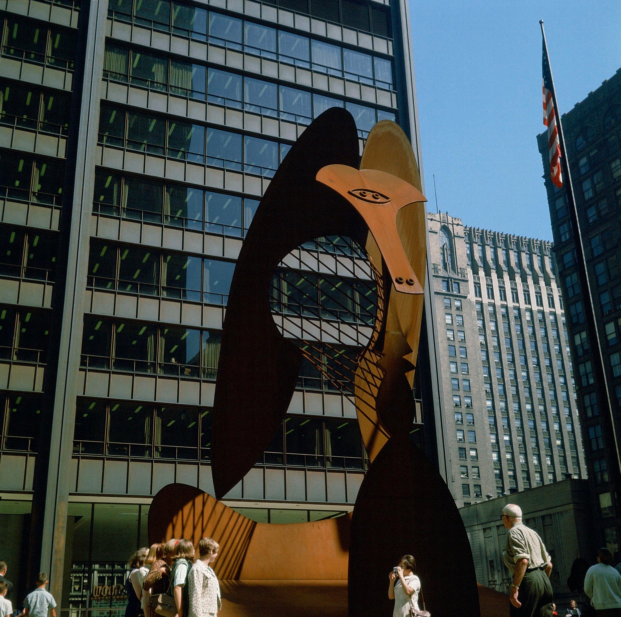 Happy Birthday to Daley Plaza's Picasso! - CBS Chicago