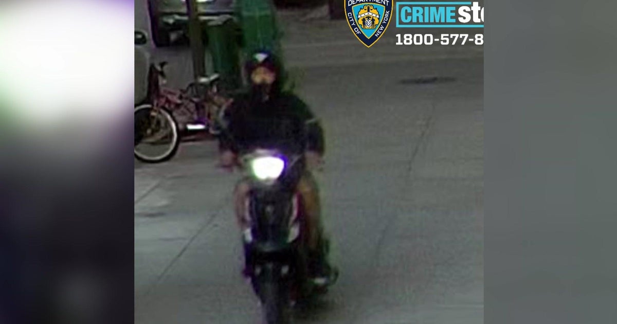 Nypd Looking For Man On Moped Seen Stealing Headphones Off People In
