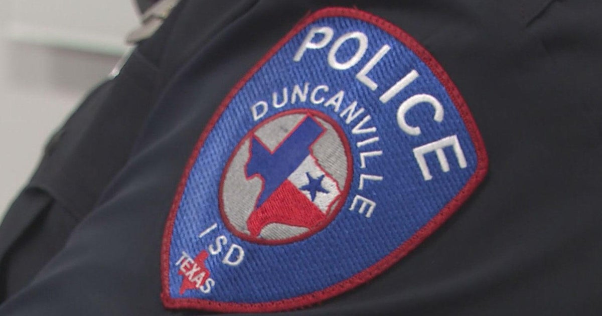 Behind the scenes with Duncanville ISD police - CBS Texas