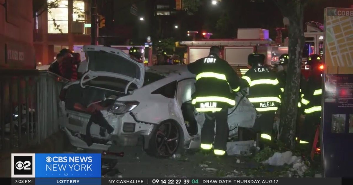 18-year-old passenger killed in Downtown Brooklyn car crash - CBS New York