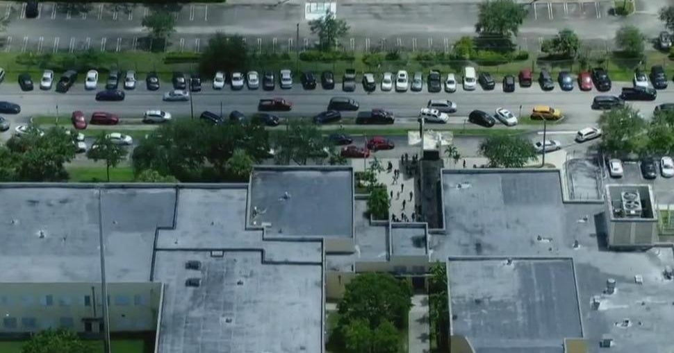 Gunman near Hubert O Sibley Elementary School arrested, school lockdown lifted - CBS Miami