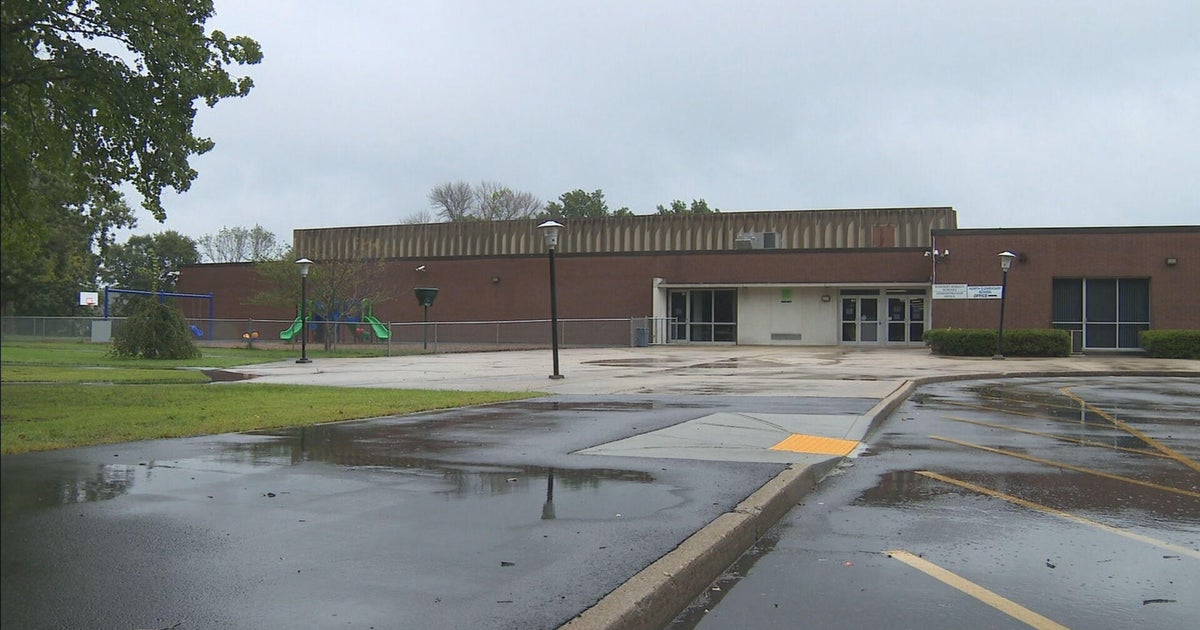 Somerset elementary schools ban talk or gestures of weapons - CBS Boston