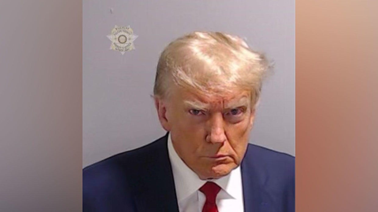 Trump campaign promotes mug shot shirts, mugs, more merchandise that ...