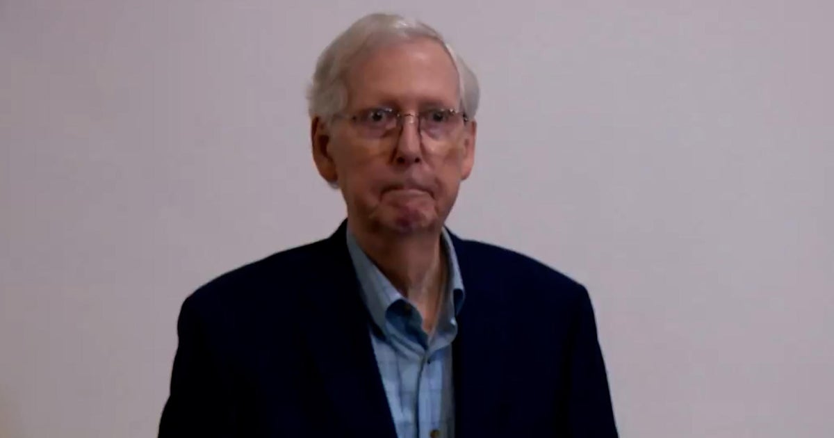 Mitch McConnell appears to freeze again in exchange with reporters - CBS News