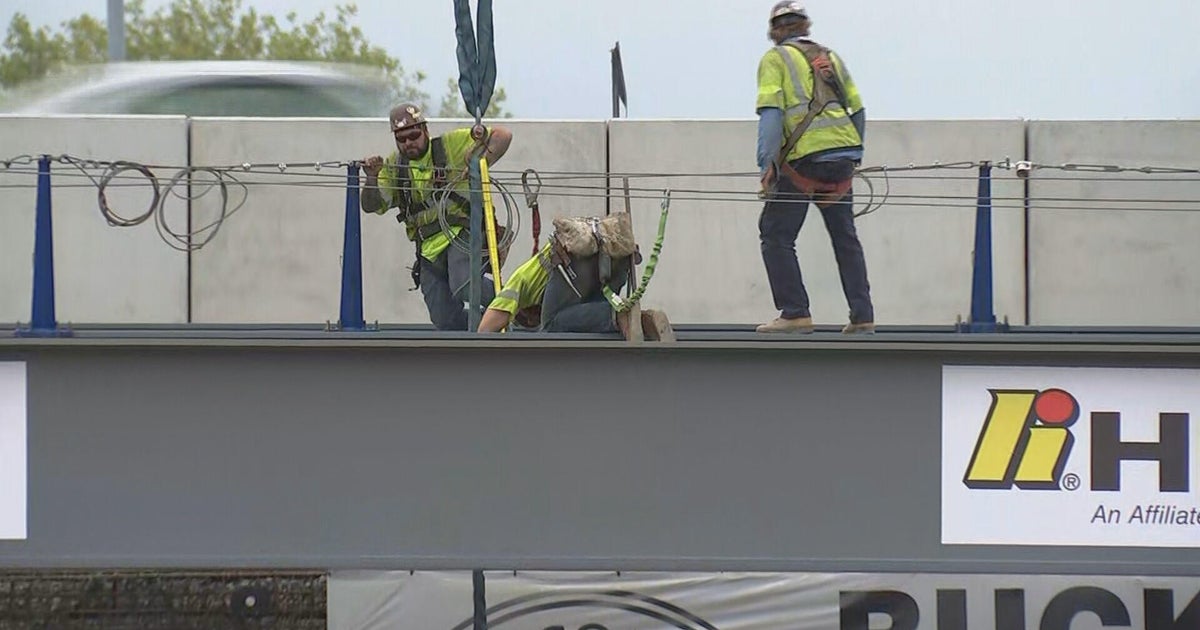 Permanent I-95 structure beams installed after interstate collapse ...