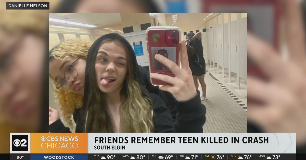 Friends Remember Teens Killed In Crash Cbs Chicago