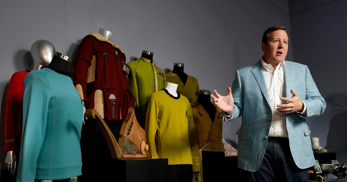 From spaceships to 'Batman' props, a Hollywood model maker's creations ...
